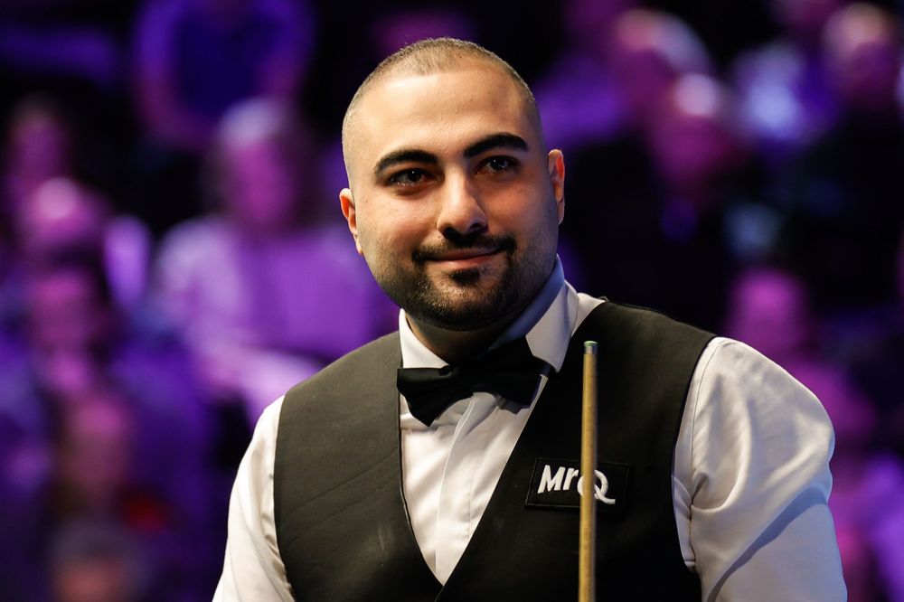 Vafaei Battles Past The Magician - World Snooker Tour