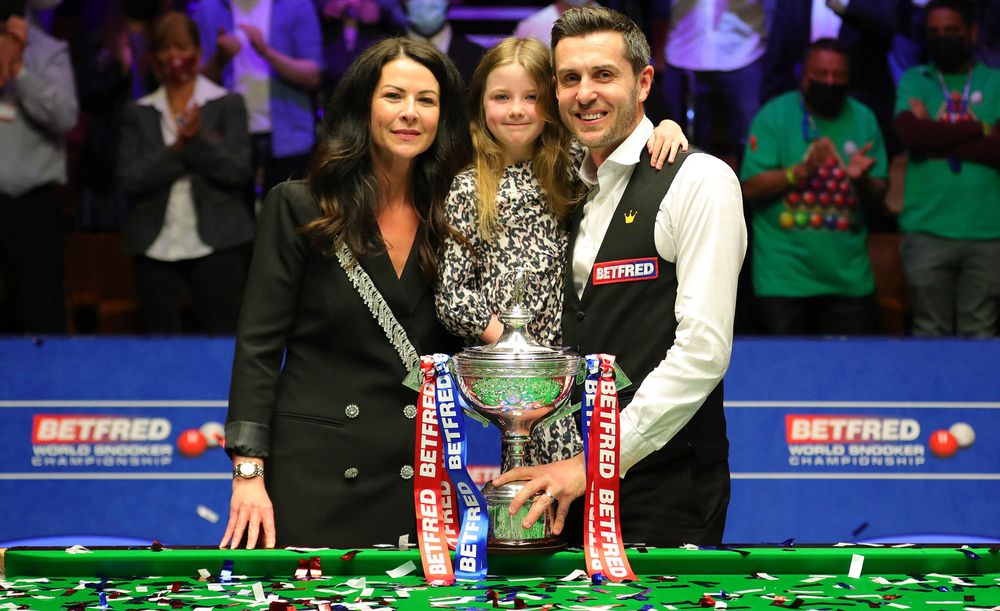 Selby Reveals Wife Vikki's Cancer Scare - World Snooker Tour