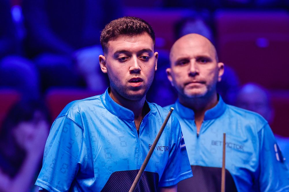 Alfie Davies Looking To Follow In Father's Footsteps - World Snooker Tour