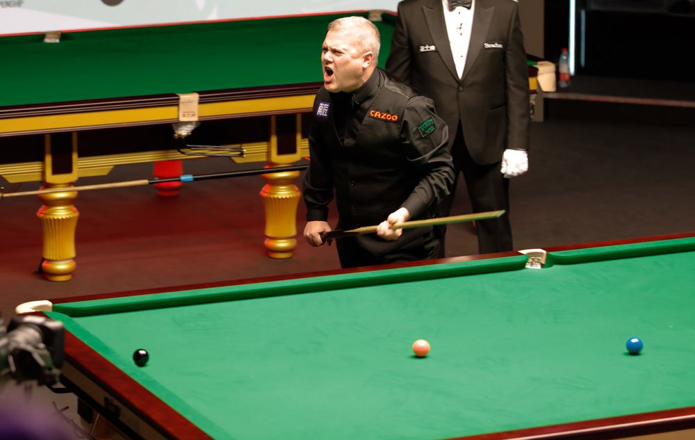 Milkins Joy At 'Massive' Win Over Pang - World Snooker Tour