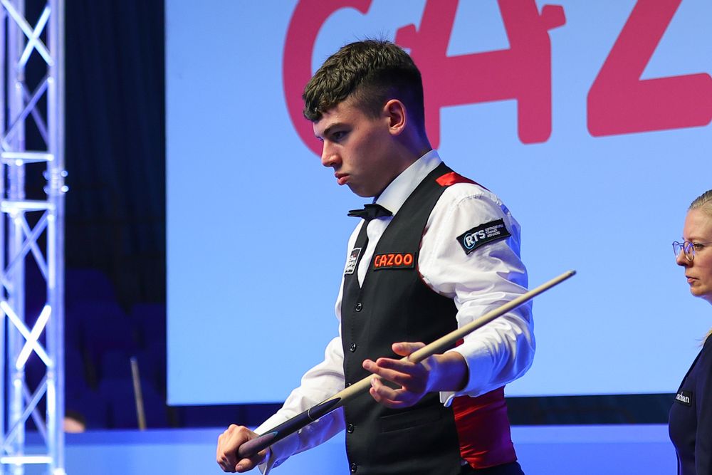 Crucible Qualifying Day One: Davies Makes Winning Start - World Snooker ...