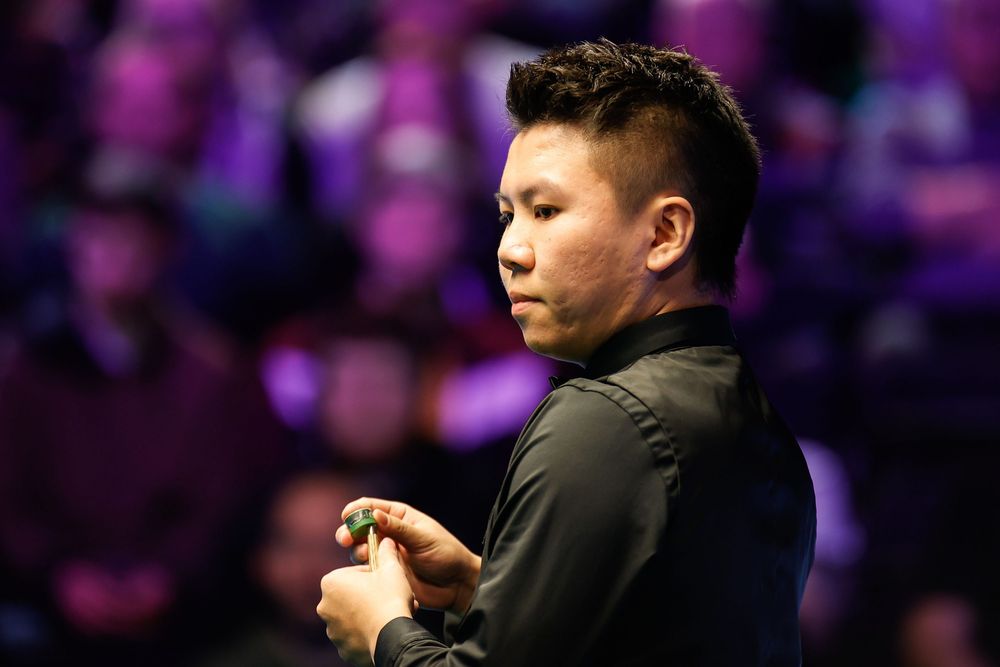 Zhou Ends Robertson Streak - World Snooker Tour