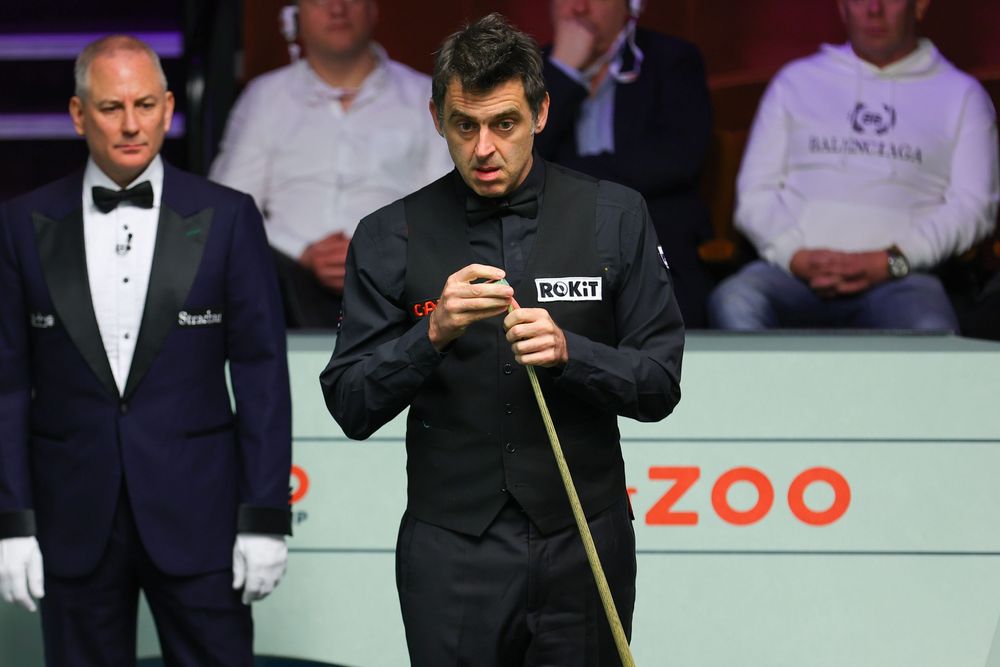 Defending Champion O'Sullivan Leads Pang - World Snooker Tour