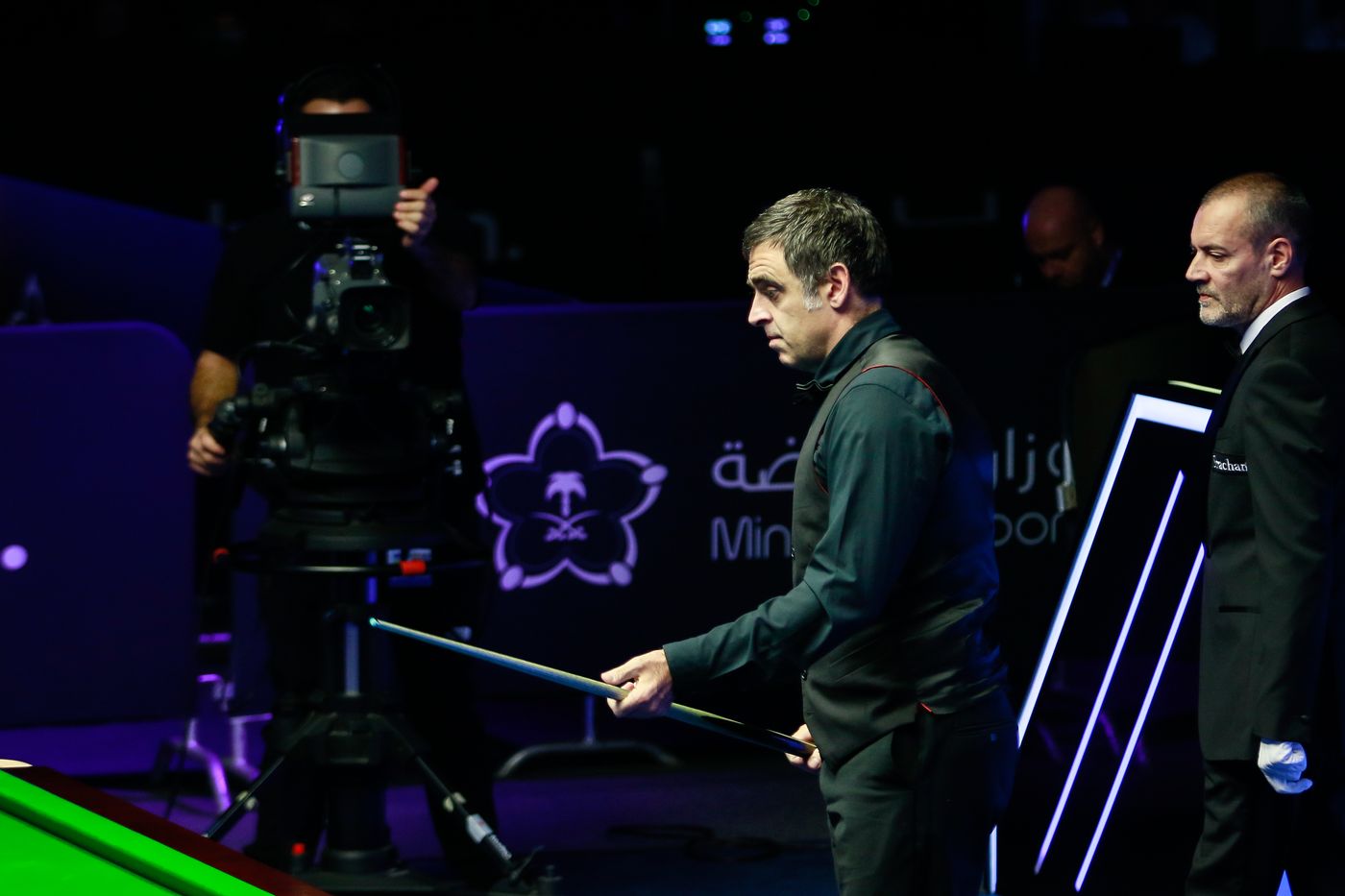 Stunning Si Downs The Rocket - World Snooker Tour