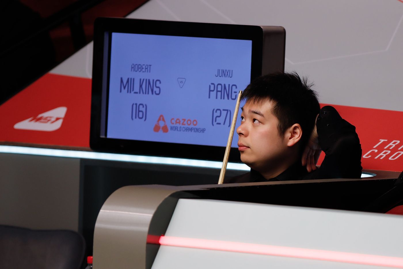 Milkins Joy At 'Massive' Win Over Pang - World Snooker Tour