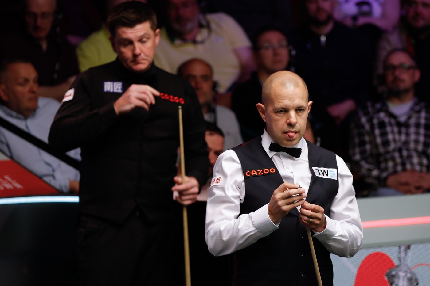 Milkins Joy At 'Massive' Win Over Pang - World Snooker Tour