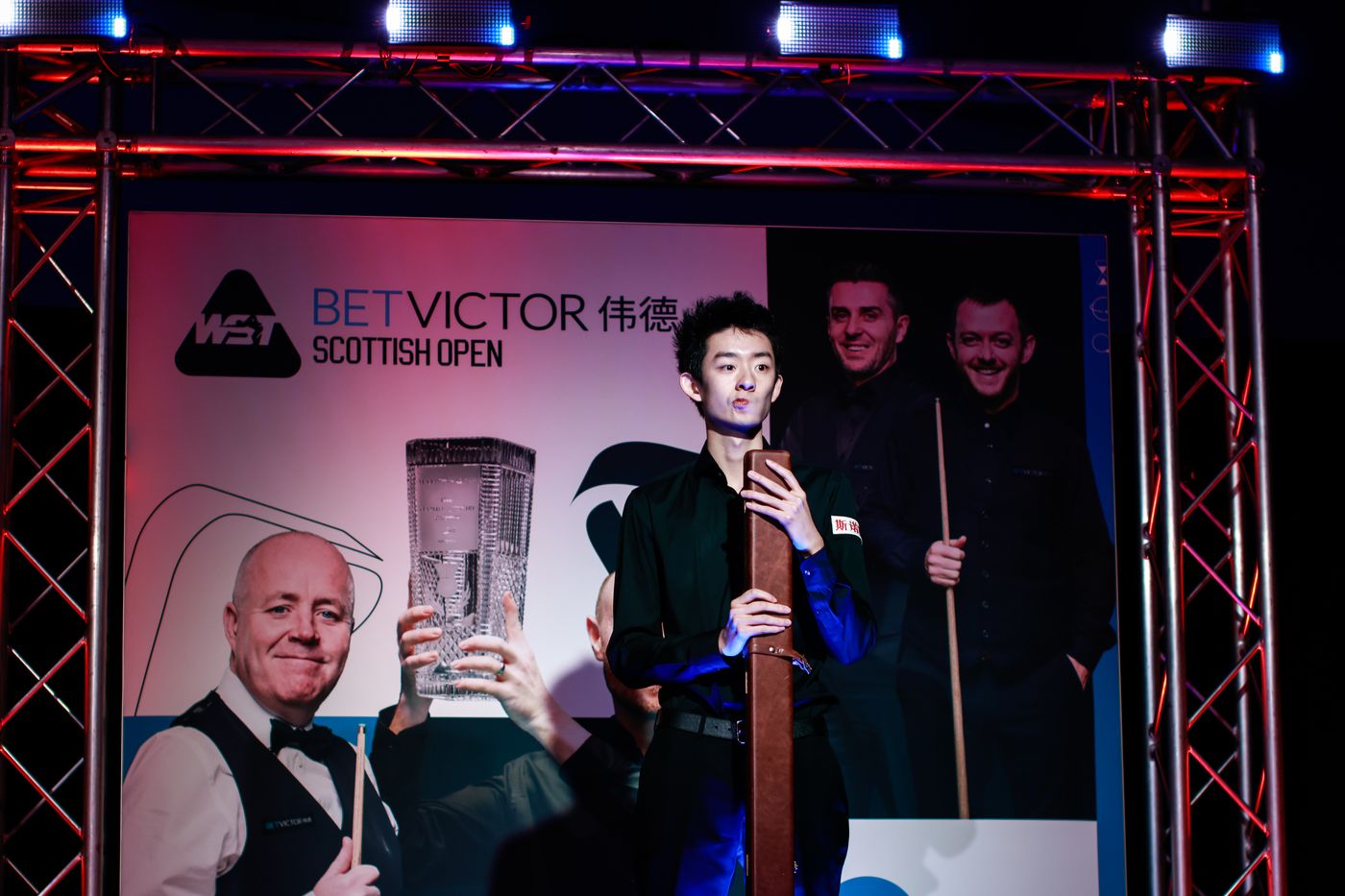 Wu Makes Edinburgh Final - World Snooker Tour