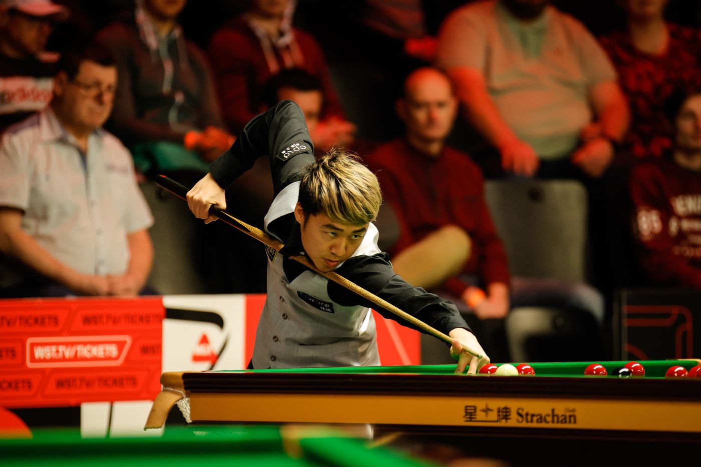 Day One Roundup: Carter Makes Winning Start - World Snooker Tour