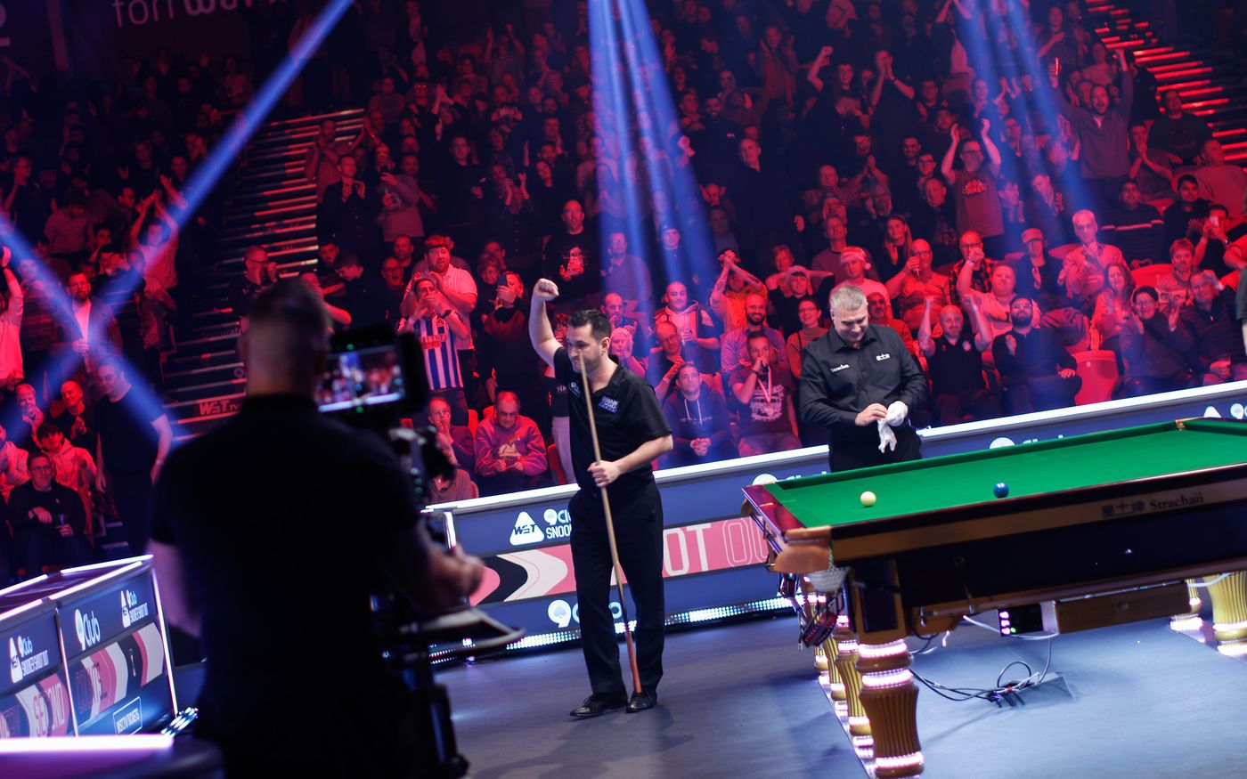 Ford Holds Nerve To Win First Ranking Title - World Snooker Tour